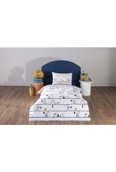 Doqu Home Lisanslı Snoopy Tek Kişilik Nevresim Takımı Seti Doqu Home Lisanslı Snoopy Tek Kişilik Nevresim Takımı Seti