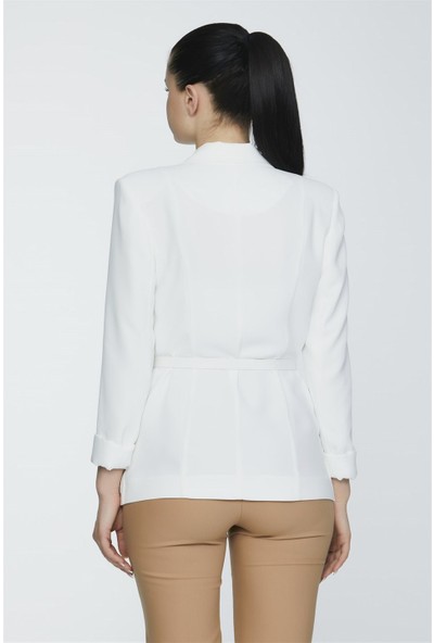 Luxxo Kadın Ekru Cüzdan Kemer Detaylı Ceket Y0320 Luxxo Kadın Ekru Cüzdan Kemer Detaylı Ceket Y0320