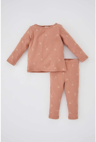 DeFacto Kız Bebek Regular Fit Çiçekli Fitilli Kaşkorse Uzun Kollu Pijama TAKIM Y4185A222AU DeFacto Kız Bebek Regular Fit Çiçekli Fitilli Kaşkorse Uzun Kollu Pijama TAKIM Y4185A222AU