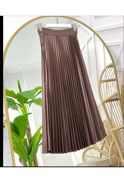 Awora Deri Görünümlü Piliseli Etek