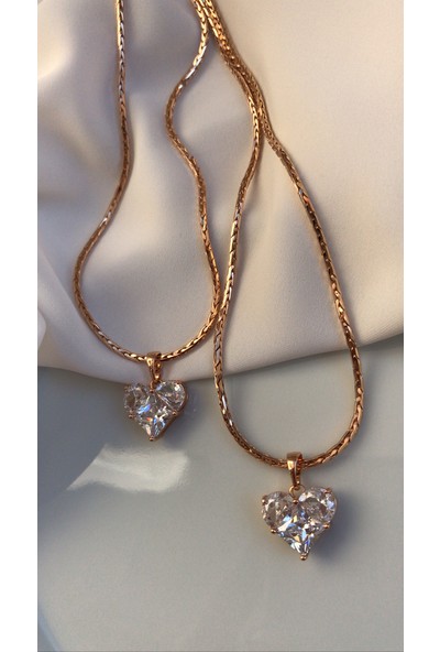 Lussoaccessory Çelik Taşlı Kalp Kolye