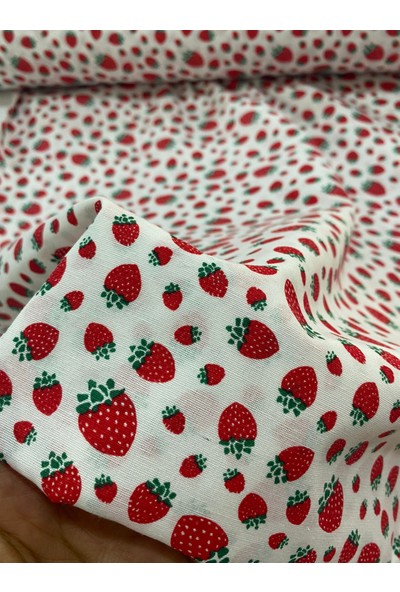 İzmit Kumaş Çilek Desen Terikoton Kumaş Kırmızı İzmit Kumaş Çilek Desen Terikoton Kumaş Kırmızı