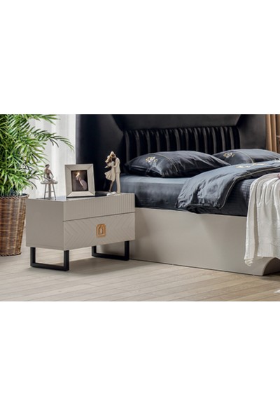 Doressa Tokyo Bej Komodin