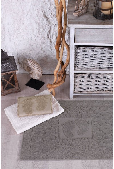 Binnur Home 3 Adet 50 x 70 cm Ayak Havlu Seti Binnur Home 3 Adet 50 x 70 cm Ayak Havlu Seti