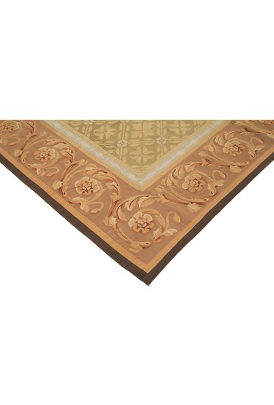 Bespoky Aubusson Floral Kahverengi Çiçekli Pamuk Yün El Dokuma Alan Halısı Bespoky Aubusson Floral Kahverengi Çiçekli Pamuk Yün El Dokuma Alan Halısı