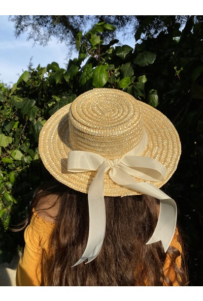 Laviyonsa Bağlamalı Beyaz Kurdele Hasır Şapka