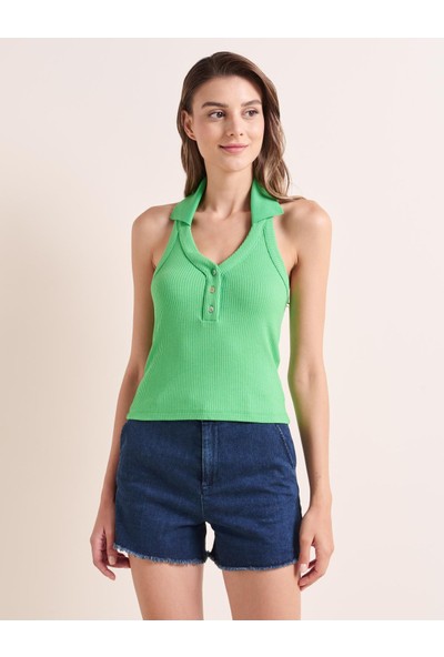Jimmy Key Kadın Yeşil Dar Kesim Polo Yaka Kolsuz Kısa Örme Bluz Jimmy Key Kadın Yeşil Dar Kesim Polo Yaka Kolsuz Kısa Örme Bluz