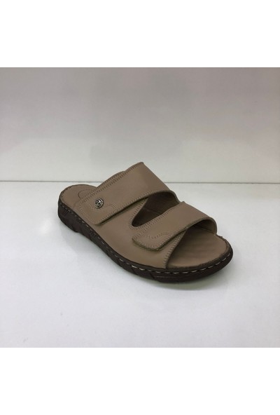 Faruk Karar 3106 Erkek Günlük Deri Terlik Faruk Karar 3106 Erkek Günlük Deri Terlik