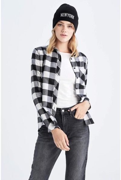 DeFacto Regular Fit Gömlek Yaka Kareli Flanel Uzun Kollu GÖMLEK V3003AZ22AU