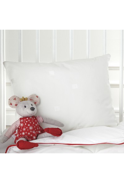 Yataş Bedding DACRON® 95 Bebek Yastık 200 gr. (35x45 cm) Yataş Bedding DACRON® 95 Bebek Yastık 200 gr. (35x45 cm)