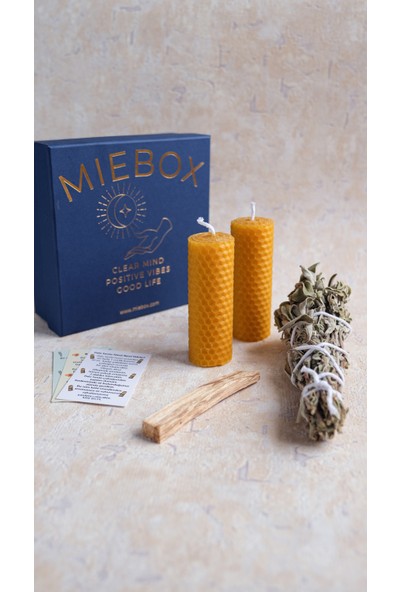 Miebox Arınma ve Enerji Seti %100 Doğal (Palo Santo Tütsü + Balmumu Mum + Adaçayı Tütsüsü) Miebox Arınma ve Enerji Seti %100 Doğal (Palo Santo Tütsü + Balmumu Mum + Adaçayı Tütsüsü)