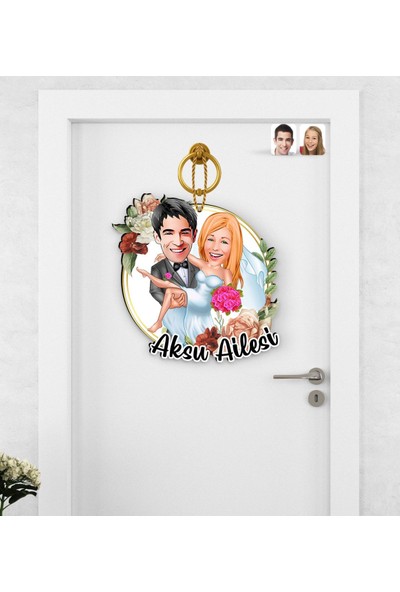 Kişiye Özel Evleniyoruz Karikatürlü Ahşap Kapı Süsü-9