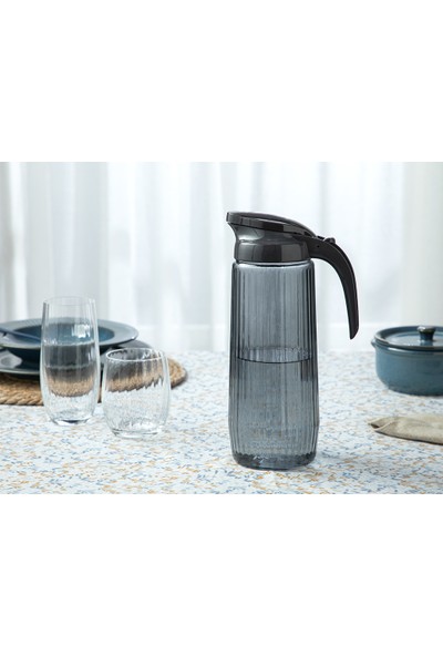 English Home Brush Cam Sürahı 1500 ml Antrasit English Home Brush Cam Sürahı 1500 ml Antrasit