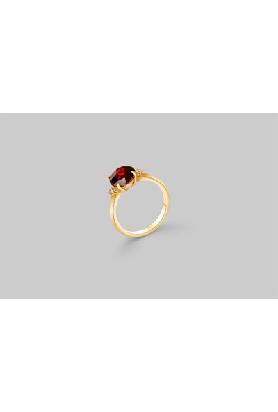 Atiye Pırlanta Altın Garnet Pırlanta Yüzük Atiye Pırlanta Altın Garnet Pırlanta Yüzük