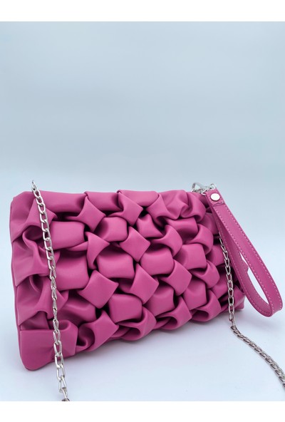 Collectiva Örgülü Petek Desenli Çapraz Zincirli Kadın Portföy Çanta