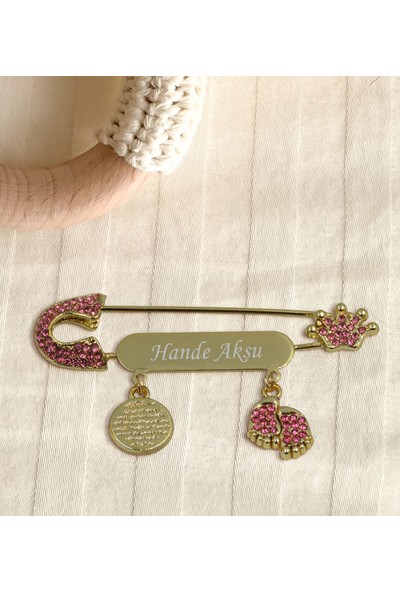 Bk Kids Kişiye Özel Isimli Taşlı Dualı Kız Bebek Iğnesi