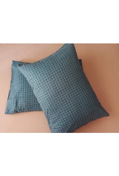 Flanel Desenli Yastık Kılıfı Flanel Desenli Yastık Kılıfı