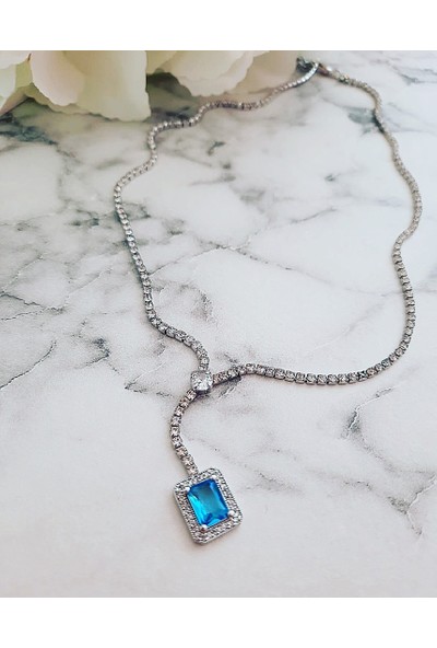 Vanessa Jewelry Accessories Ithal Özel Seri Mavi Baget Detay Rodyum Kaplama Su Yolu Kolye Vanessa Jewelry Accessories Ithal Özel Seri Mavi Baget Detay Rodyum Kaplama Su Yolu Kolye