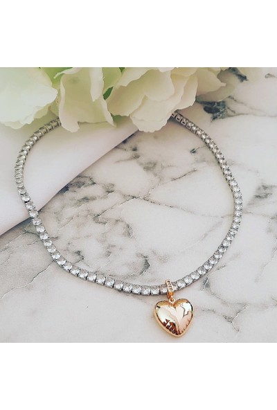 Vanessa Jewelry Accessories Ithal Özel Seri Kalp Detay Rodyum Kaplama Su Yolu Kolye Vanessa Jewelry Accessories Ithal Özel Seri Kalp Detay Rodyum Kaplama Su Yolu Kolye