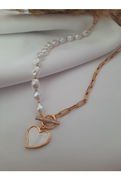 Vanessa Jewelry Accessories Tasarim Zincirli Kalp Detay Çelik Kolye Vanessa Jewelry Accessories Tasarim Zincirli Kalp Detay Çelik Kolye