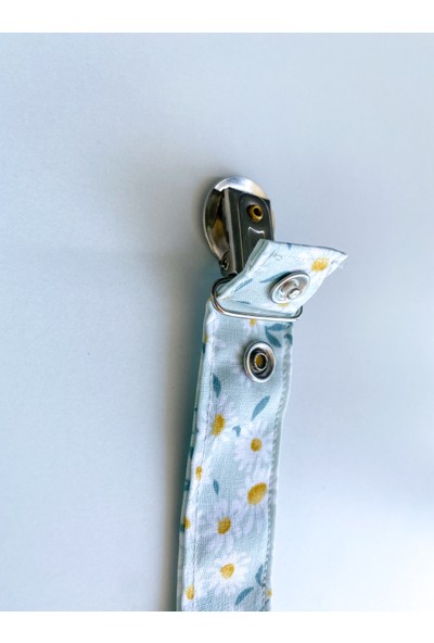 Le Petite Histoire Emzik Askısı - Emzik Zinciri %100 Pamuk - Yıkanabilir Le Petite Histoire Emzik Askısı - Emzik Zinciri %100 Pamuk - Yıkanabilir