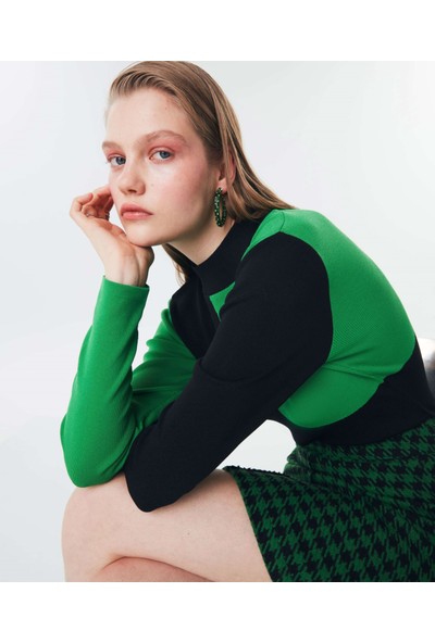 Twist Colorblock Kazak