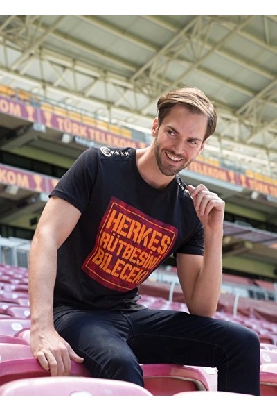Gs Store Galatasaray - Herkes Rütbesini Bilecek! Tshirt