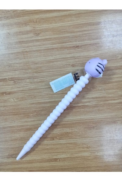 Oufeiya Kedi Versatil