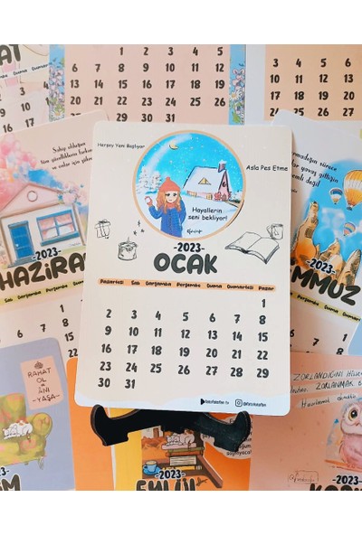 Fatofotofan Çizimleri 2023 Masa Üstü Takvimi Fatofotofan Çizimleri 2023 Masa Üstü Takvimi