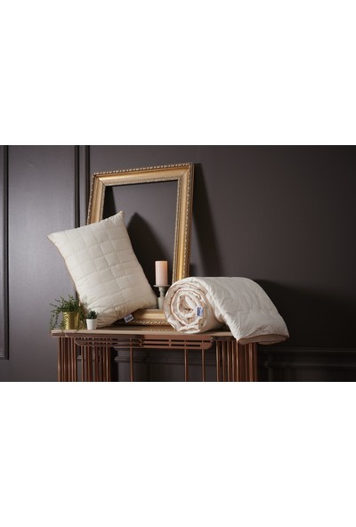 Tutku Yün Yorgan+Yastık Seti