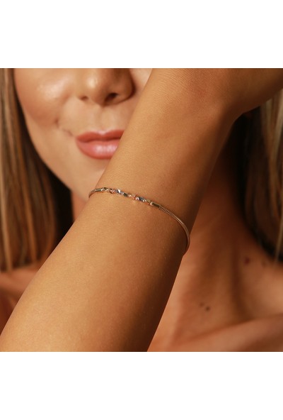 Yazar Mücevherat Mini Dorika Küp Bileklik Yazar Mücevherat Mini Dorika Küp Bileklik