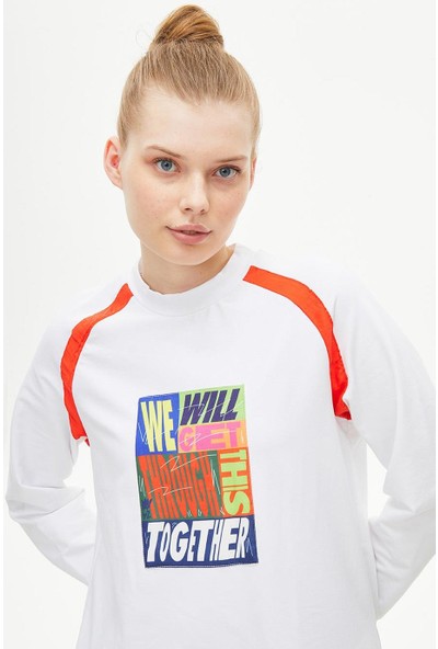 Renk Detayli Kadin Sweatshirt 31013-2Y2 Renk Detayli Kadin Sweatshirt 31013-2Y2