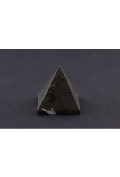 Deniz Doğal Taş Prit Doğaltaş Piramit 5x5 cm D017 Deniz Doğal Taş Prit Doğaltaş Piramit 5x5 cm D017