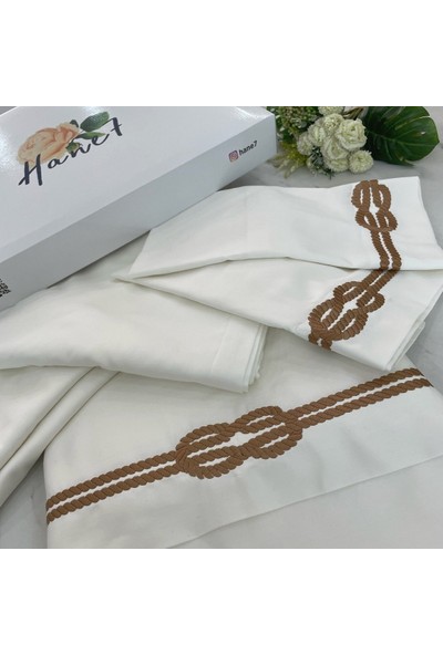 Hane7Hane7 Halat Nakışlı Çift Kişilik Nevresim Takımı Hane7Hane7 Halat Nakışlı Çift Kişilik Nevresim Takımı