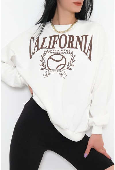 Aliz Moda Üç Iplik Baskılı Sweat Beyaz - 20652.200. Aliz Moda Üç Iplik Baskılı Sweat Beyaz - 20652.200.