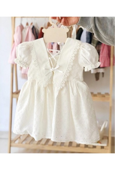 Little Coco Beyaz Yaka Detaylı Fisto Elbise Little Coco Beyaz Yaka Detaylı Fisto Elbise