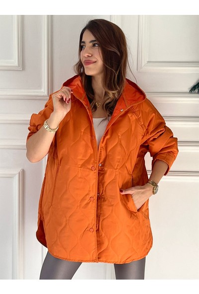 Modamla Vasilisa Turuncu Çıtçıt Detaylı Kapitone Mont