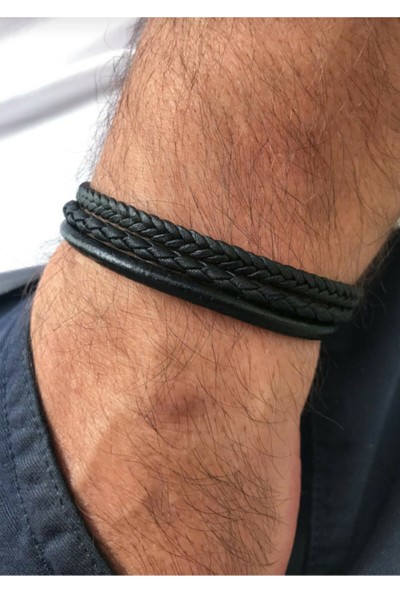 Reggente 3 Sıra Siyah Örgü Deri Bileklik Reggente 3 Sıra Siyah Örgü Deri Bileklik