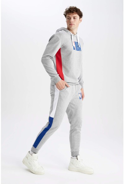 DeFacto Defacto Fit NBA Lisanslı Slim Fit Jogger U9838AZ22AU DeFacto Defacto Fit NBA Lisanslı Slim Fit Jogger U9838AZ22AU