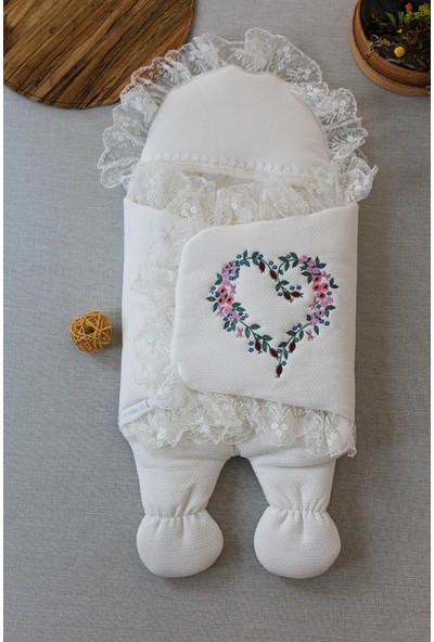 Kundak Kapitone Anadolu Kız Bebek Ayaklı Lüks Ekru PS9946