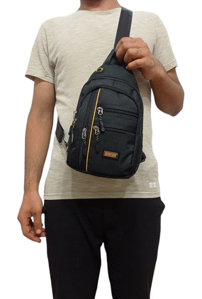 Seventeen 6 Gözlü Su Geçirmez Kanvas Kumaş USB ve Kablo Çıkışlı Body Bag Omuz Çantası Seventeen 6 Gözlü Su Geçirmez Kanvas Kumaş USB ve Kablo Çıkışlı Body Bag Omuz Çantası