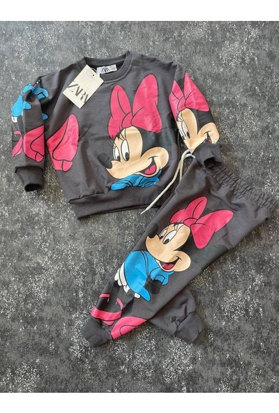 Derya Bebek Butik Kız Eşofman Takımı 2'li Minnie Mouse Gri Derya Bebek Butik Kız Eşofman Takımı 2'li Minnie Mouse Gri