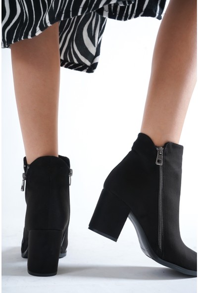 Sole Women Shoes Kadın Ellınor Bilek Üstü Çapraz Fermuarlı Bot Topuk Boyu 7cm