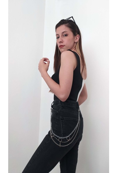 Yunjesis Zincir ve Metal Boncuk Detaylı Pantalon Takısı, Vücut Takısı Yunjesis Zincir ve Metal Boncuk Detaylı Pantalon Takısı, Vücut Takısı
