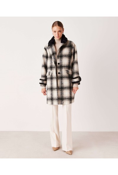 İpekyol Ekose Desen Kaban