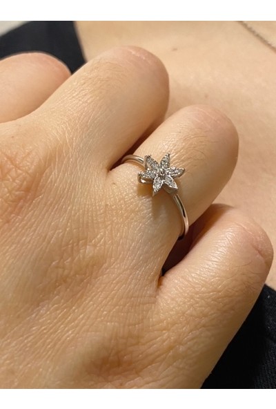 Ruhbaş Pırlanta Pırlanta Altın Yüzük