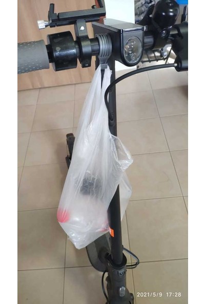 ikon Xiaomi M365 ve 1s Scooter Kancası Çanta Poşet Taşıma Aparatı Siyah ikon Xiaomi M365 ve 1s Scooter Kancası Çanta Poşet Taşıma Aparatı Siyah