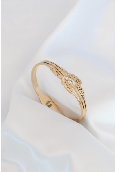 Gucso Gold Renk 4lü Tüy Figür Zirkon Taş Detay Çelik Kadın Bileklik Gucso Gold Renk 4lü Tüy Figür Zirkon Taş Detay Çelik Kadın Bileklik