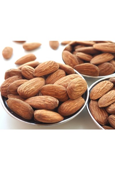 Gaziantep Yerli Çiğ Tuzsuz Badem İçi - 1 kg Gaziantep Yerli Çiğ Tuzsuz Badem İçi - 1 kg
