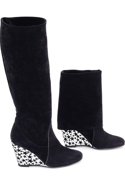 Girl Boss New York Naaz Siyah Süet Dolgu Topuk Bot 4011 - BT- 6 Girl Boss New York Naaz Siyah Süet Dolgu Topuk Bot 4011 - BT- 6